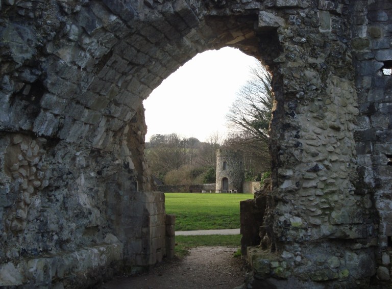 Virginia Woolf’s Round House and Lewes Priory | A View From My Summerhouse