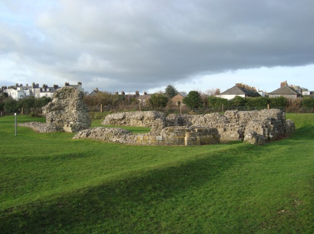 Virginia Woolf’s Round House and Lewes Priory | A View From My Summerhouse
